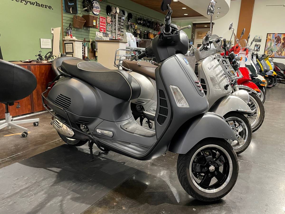 zaspel1 | San Diego Scooters | Vespa | Genuine | Piaggio