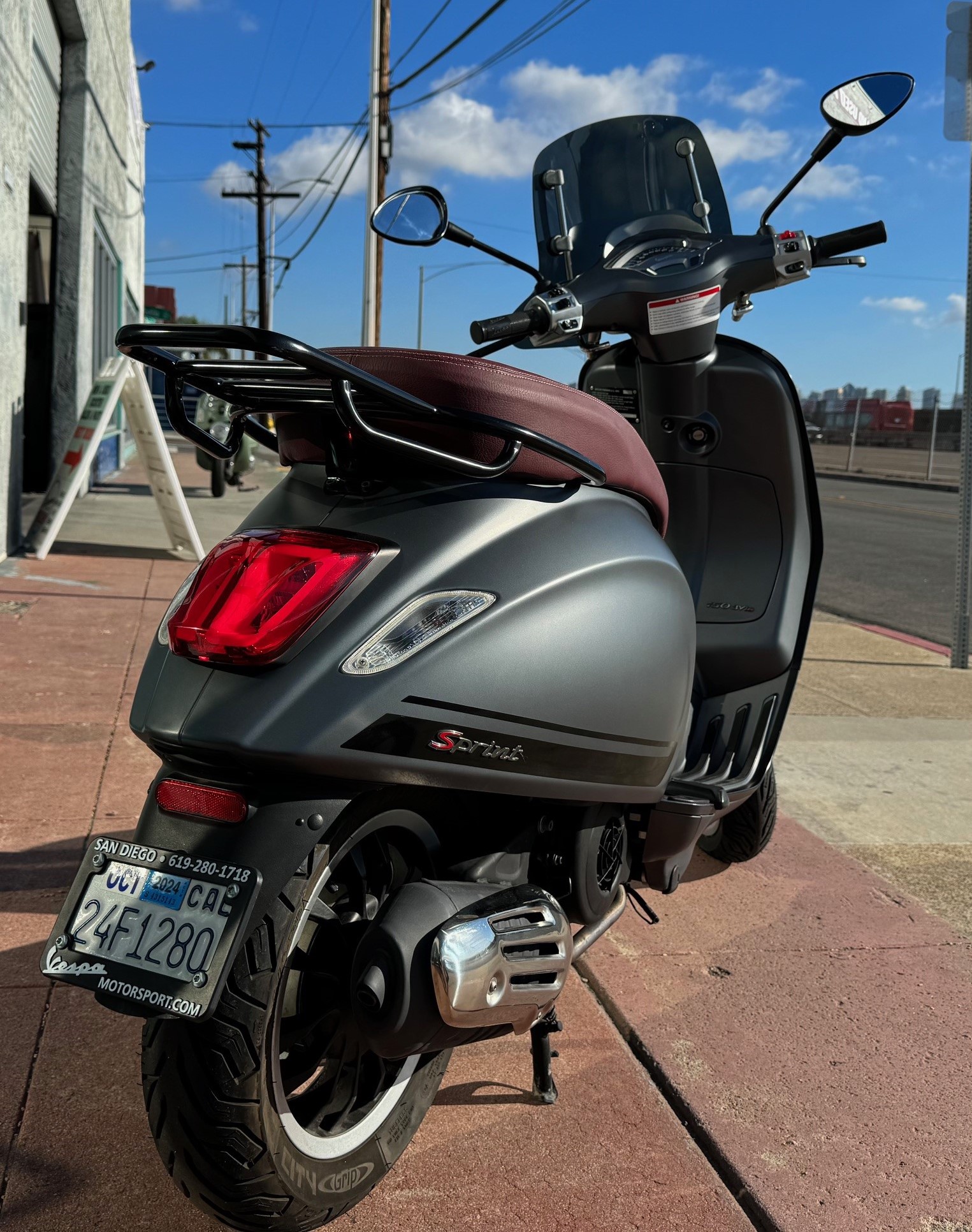 sprint4 | San Diego Scooters | Vespa | Genuine | Piaggio